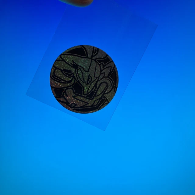 POKÉMON TCG MEGA Lucario Coin Exclusive Fall 2025 Collector Chest 2 ...