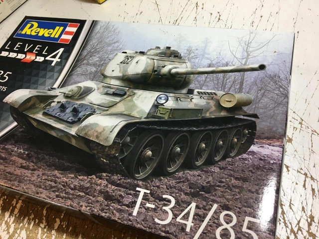 REVELL T34 SOVIET Russian Tank model kit all complete unstarted perfect ...