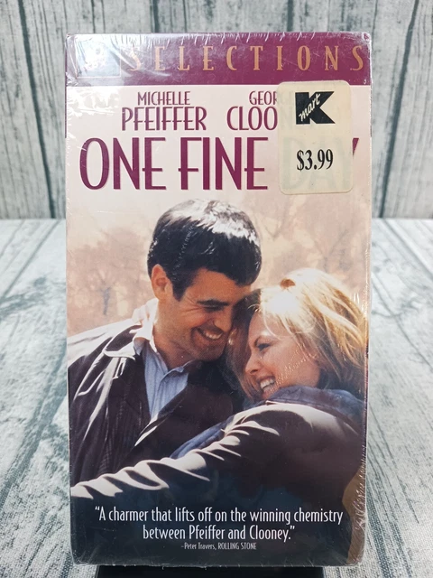 ONE FINE DAY (VHS, 2001, Fox) Michelle Pfeiffer George Clooney Brand ...