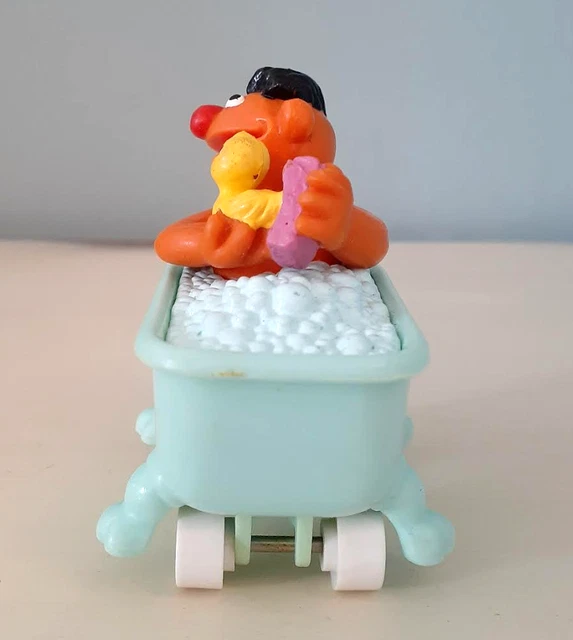 VINTAGE SESAME STREET Ernie in bubble bath rolling bathtub PVC figurine ...