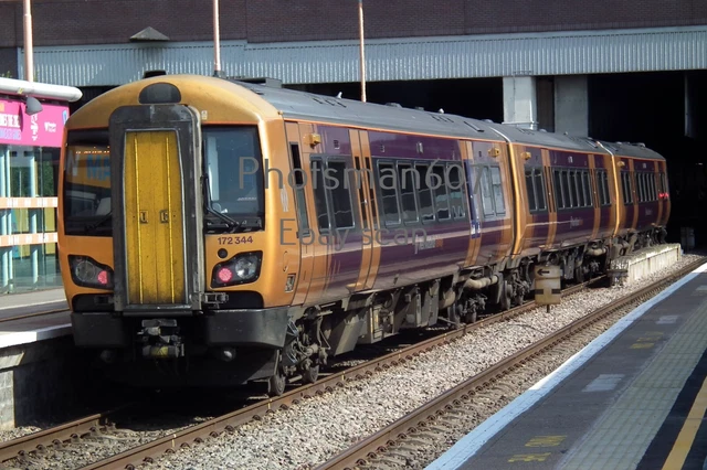 CLASS 172 172344, 3 car DMU, in West Midlands Trains at Birmingham Snow ...