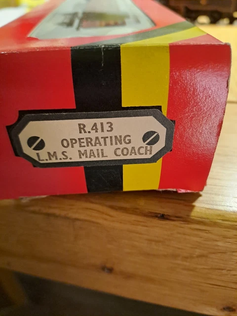 HORNBY R413 OPERATING LMS Royal Mail Coach Set 30250 Boxed lightly used ...