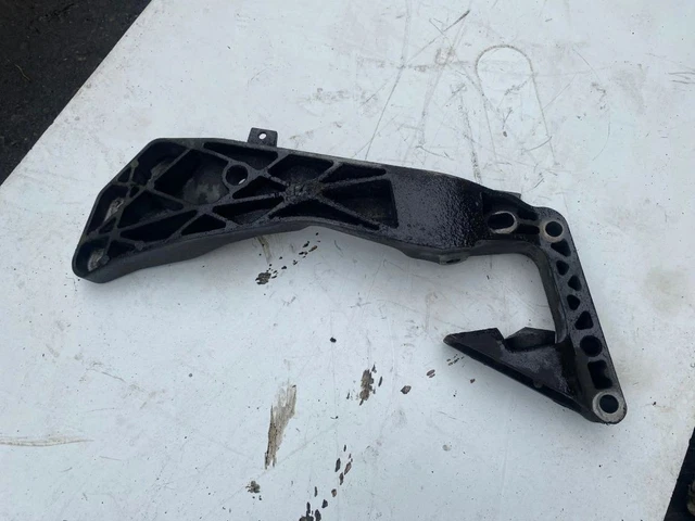 BMW 5 E60 E61 2006 Gearbox mounting bracket 6769281 GRI28974 £65.99 ...