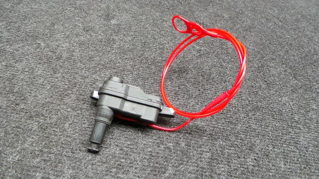 AUDI Q5 FY Actuator Element Fuel Flap Tank Cap 80A862153 £16.72 ...