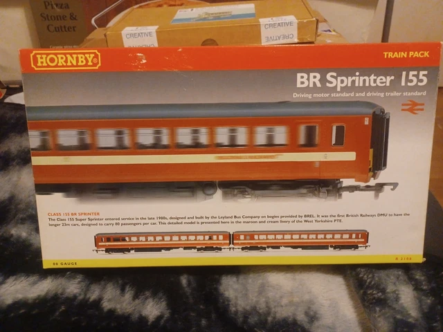 HORNBY 00 GAUGE - R2108 - CLASS 155 BR SPRINTER West Yorkshire PTE 2 ...