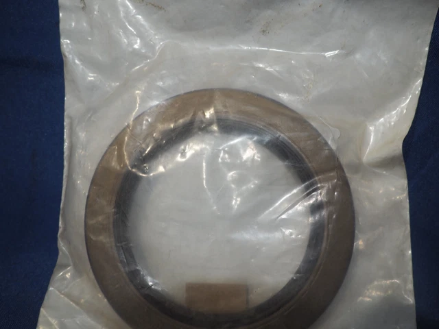 BOBCAT OIL SEAL 6671138 Genuine OEM NOS 863 873 883 S220 S250 S300 S630 ...