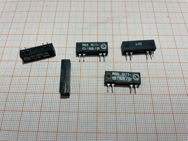 5 STÜCK RGS 13/1 03/505/01 SIL-Relais Reed-Relais TGL 42699 5V DDR RFT ...