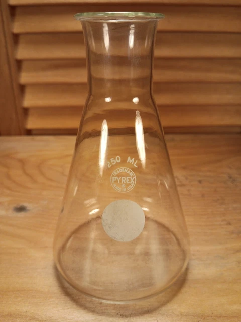 VINTAGE PYREX 250 ml Erlenmeyer Laboratory Flask 1" Mouth Made in USA ...