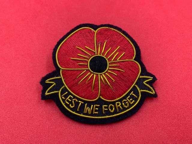 POPPY BADGE LEST We Forget Badge Remembrance Day Embroidered Bullion ...