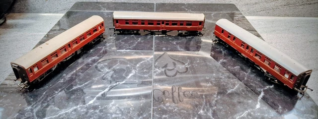 3 X TRI-ANG BR maroon livery 00 gauge coaches £10.80 - PicClick UK