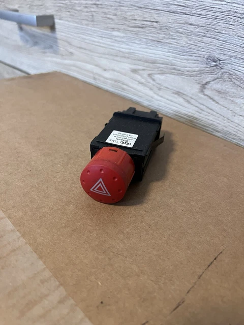 AUDI TT 8N Schalter Warnblinklicht Taste Warnblinkleuchte Taster ...