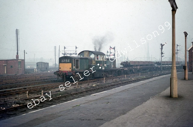 BRITISH RAILWAY SLIDE - BR Class 17 Diesel Locomotive c1975 [E431] £1. ...