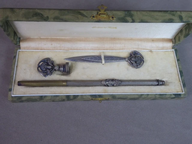 NECESSAIRE A ECRITURE ancien: Porte-plume, cachet et coupe-papier. EUR ...