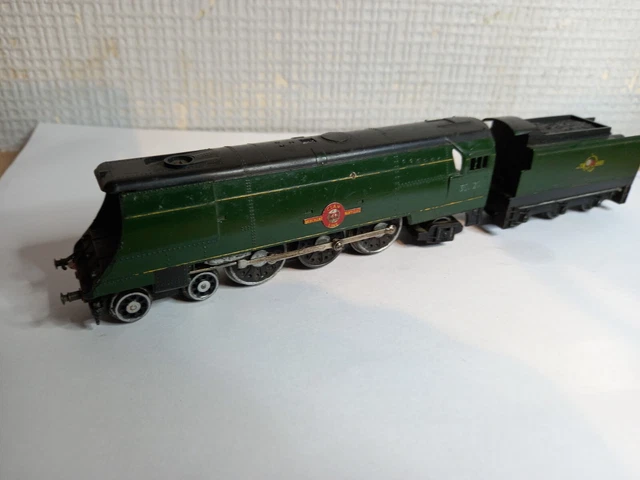 TRIANG TT T93 35028 Merchant Navy Class Clan Line & Tender Good Br ...