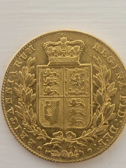 1845 QUEEN VICTORIA Young Head Shield Back Full Gold Sovereign RARE ...