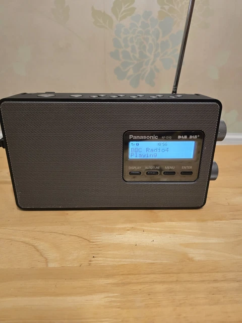 PANASONIC RF-D10 PORTABLE DAB/FM Radio with Presets EXCELLENT CONDITION ...