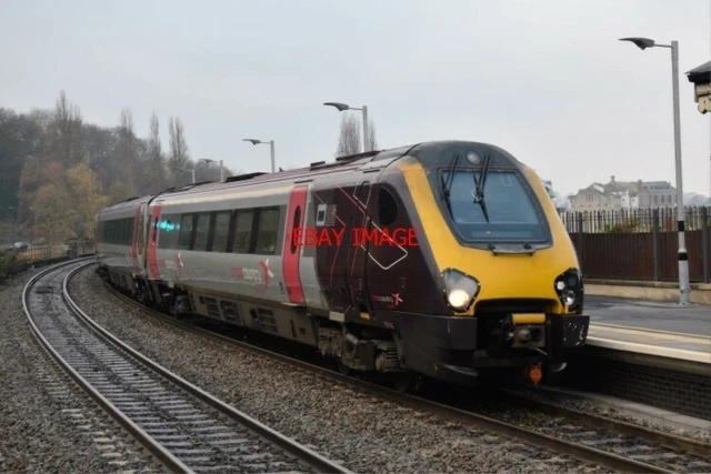 PHOTO CLASS 221 Super Voyager 5-Car Dmu No 221 120 (Ex-Amy Johnson) Of ...