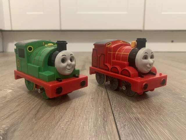 THOMAS THE TANK Engine Percy & James Pull Back Trains Moving Eyes Tomy ...