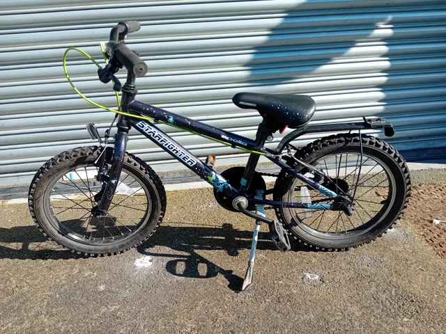 APOLLO STARFIGHTER KIDS bike with 12 Inch wheels £15.00 - PicClick UK