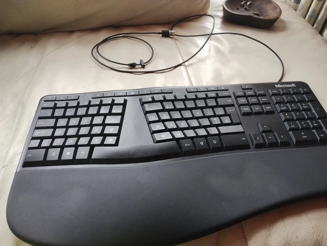 MICROSOFT ERGONOMIC KEYBOARD UK QWERTY - Palm Rest Lift - Wired USB ...