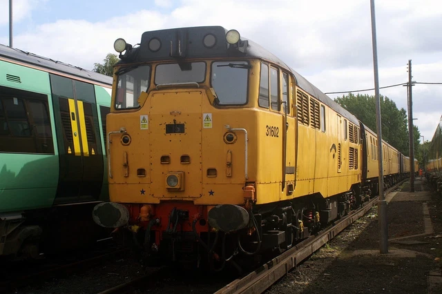 NETWORK RAIL 31602 Selhurst Depot 2009 Rail Photo £1.49 - PicClick UK