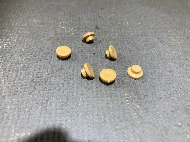 HORNBY DUBLO 2-RAIL plastic platform plug x 6 £3.86 - PicClick UK