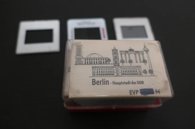 DEFA COLOR-DIA-SERIE 13 Berlin Hauptstadt der DDR plus Bonus Dia ...