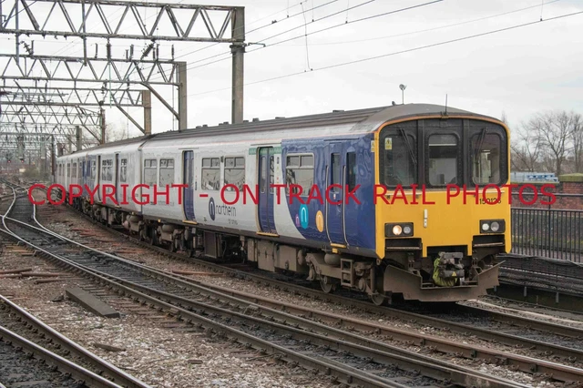 UK RAILWAY PHOTOGRAPH Of Class 150 Dmu 150126. Rmdmu2Nd-26 £1.70 ...