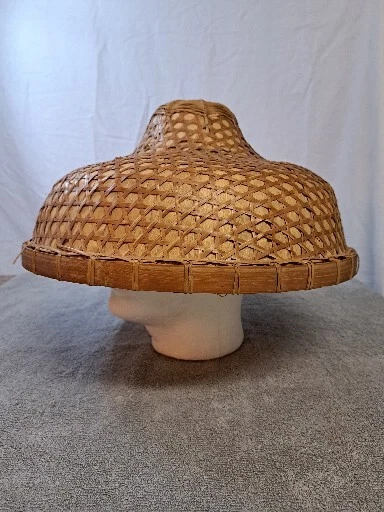 VINTAGE ASIAN CONICAL Hat Chinese Coolie Rice Paddy Framer's Straw ...