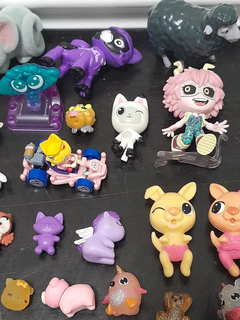 MIXED TOY LOT 2 + POUNDS, some vintage, small figures toys, collectible ...