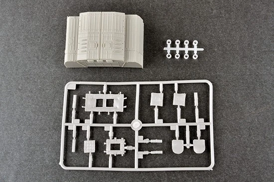 TRUMPETER 01056 MAZ-7410 TRACTOR WITH CHMZAP-5247G 1:35 Modellbausatz ...