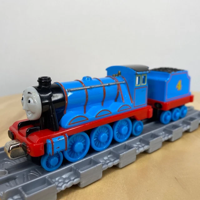 THOMAS THE TANK Engine Take and Play Engine Gordon and Tender 2009 ...