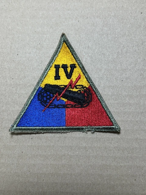 ORIGINAL WWII U.S. Army 4th IV Armored Corps Cut Edge OD Border Patch ...