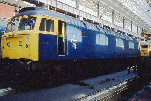 COLOUR SLIDE OF 47411 BR class 47 diesel loco £1.99 - PicClick UK