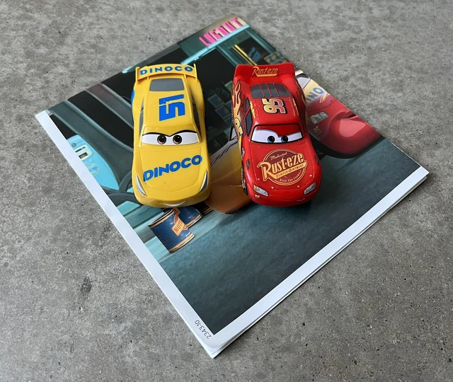 DISNEY PIXAR CARS 3 LOT Lightning McQueen Dinoco Slot Carrera Rust-eze ...