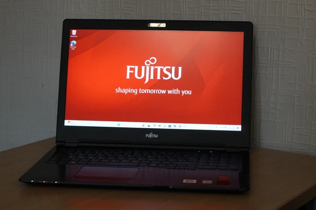 FUJITSU LIFEBOOK U758 | Windows 11 Pro | Excellent Condition £155.00 ...
