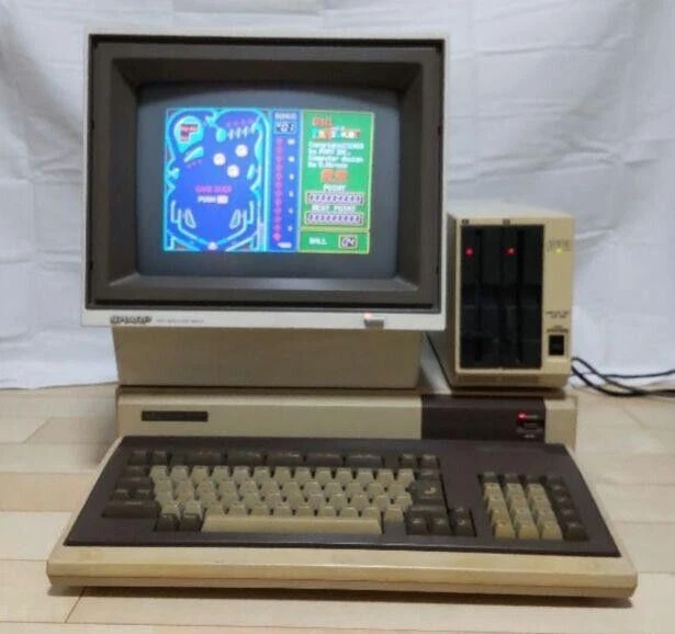 NEC PC-8801 KEYBOARD Color display (CRT) Floppy disk drive (FDD) set £ ...