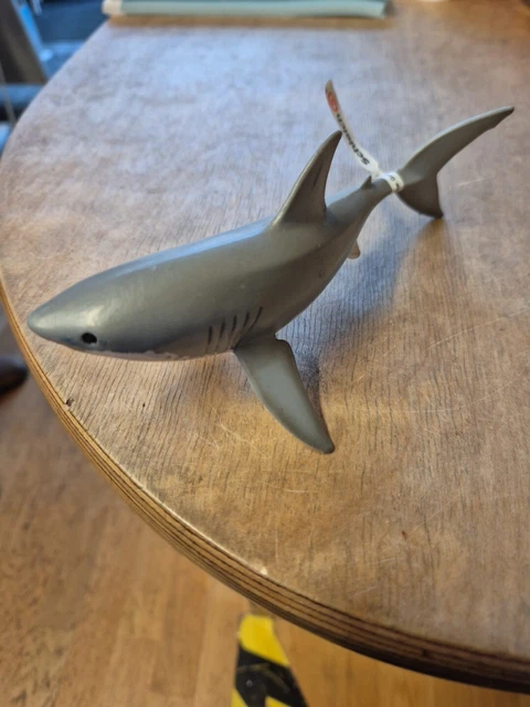 SCHLEICH 14700 GREAT White Shark model Sharks figure sealife plastic ...