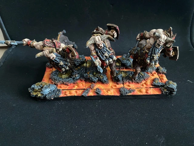 WARHAMMER 3 BULL Centaur Renders Forgeworld Nain Dwarf Chaos Pro ...