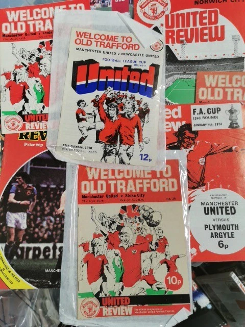 MANCHESTER UNITED FOOTBALL Programmes Bulk Sale £16.12 - PicClick UK