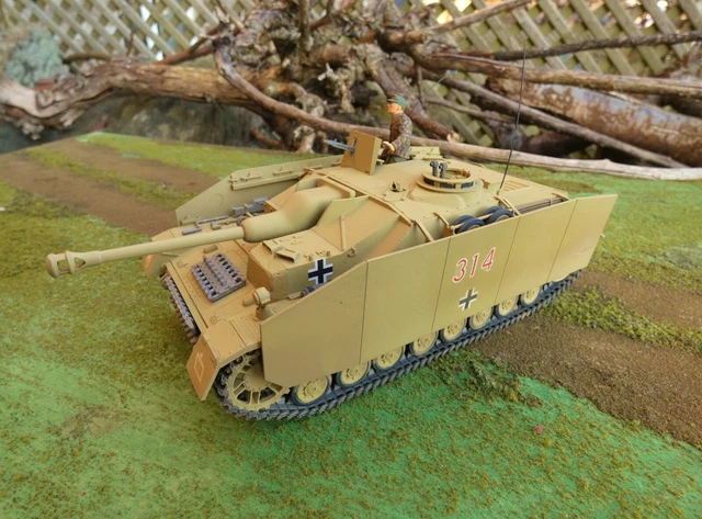 1/35 BUILT GERMAN SdKfz 167 StuG IV Tank Destroyer £19.99 - PicClick UK