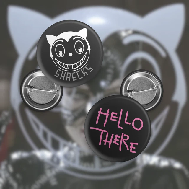 BATMAN RETURNS CATWOMAN "Hello There" & Shrecks Department Store Badge ...