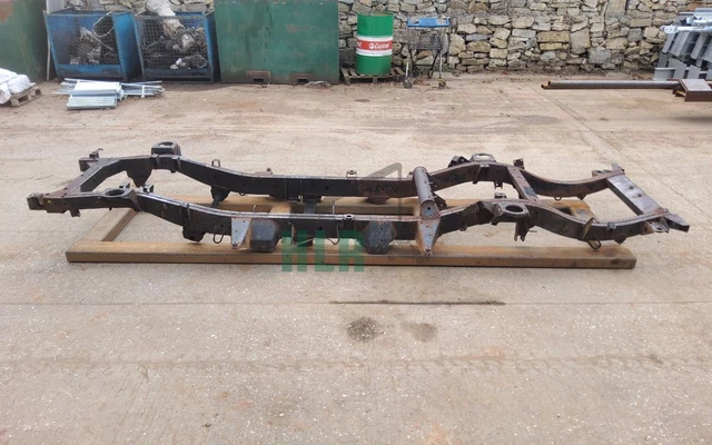 LAND ROVER DISCOVERY 2 Td5 Chassis . £595.00 - PicClick UK