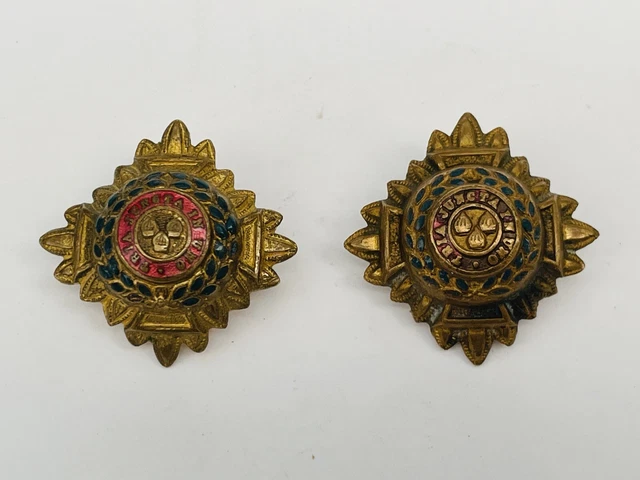 TWO VINTAGE BRITISH Military Officers Rank Pips Bath Stars Tria Juncta ...