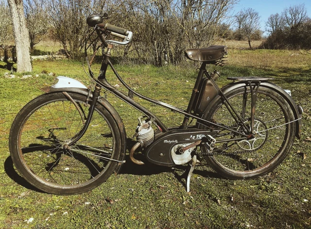 1952 MOTOBECANE MOBYLETTE AV3. Runs like a dream £850.00 - PicClick UK