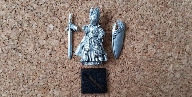 -PER- WARHAMMER FANTASY High Elves Phoenix Captain with Sword and ...