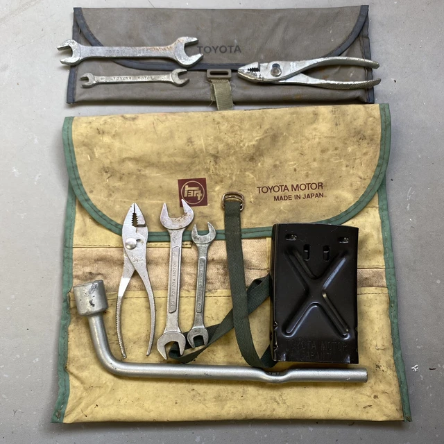 VINTAGE TOYOTA MOTOR Roll up Kit Tool Bag Wrench Plier TEQ Gray Yellow ...