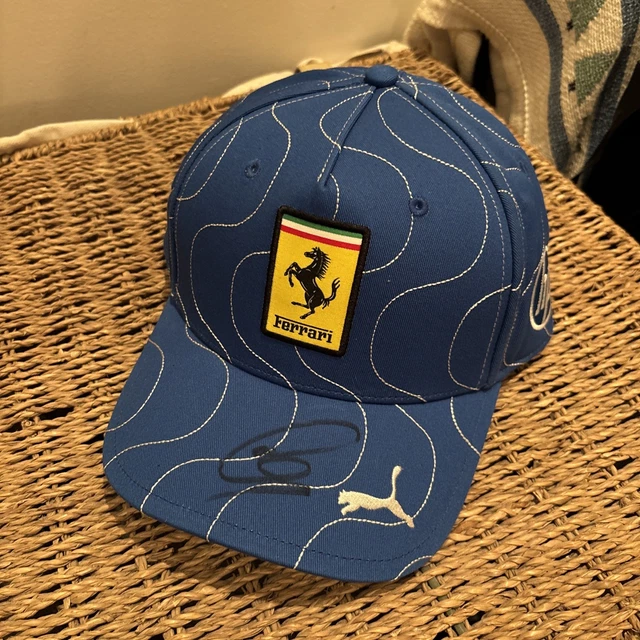 FERRARI MONZA BLUE Cap, F1, Special Edition 2025, signiert von Lewis ...