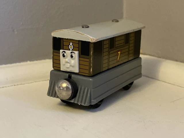 TOBY TRAM ENGINE Thomas & Friends Wooden Railway Tank #7 Learning Curve ...