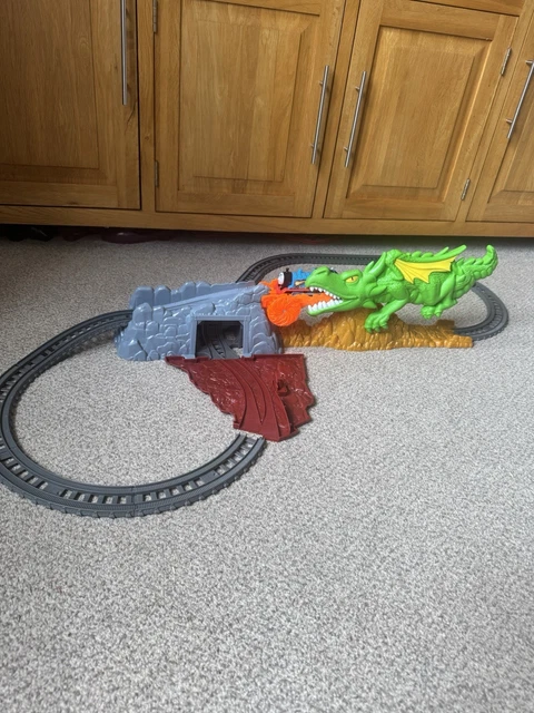 THOMAS AND FRIENDS trackmaster dragon escape set With Train £16.32 ...